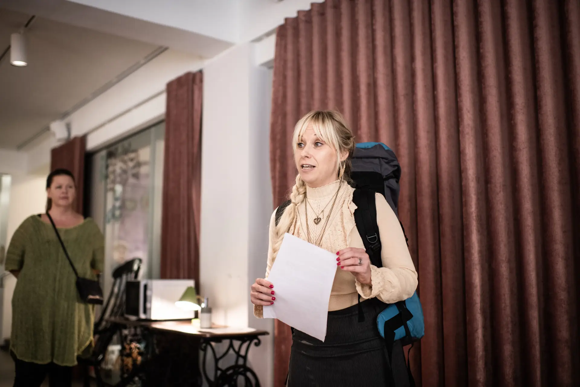 About Whiteness - Solo Performance – Heidi Seppälä